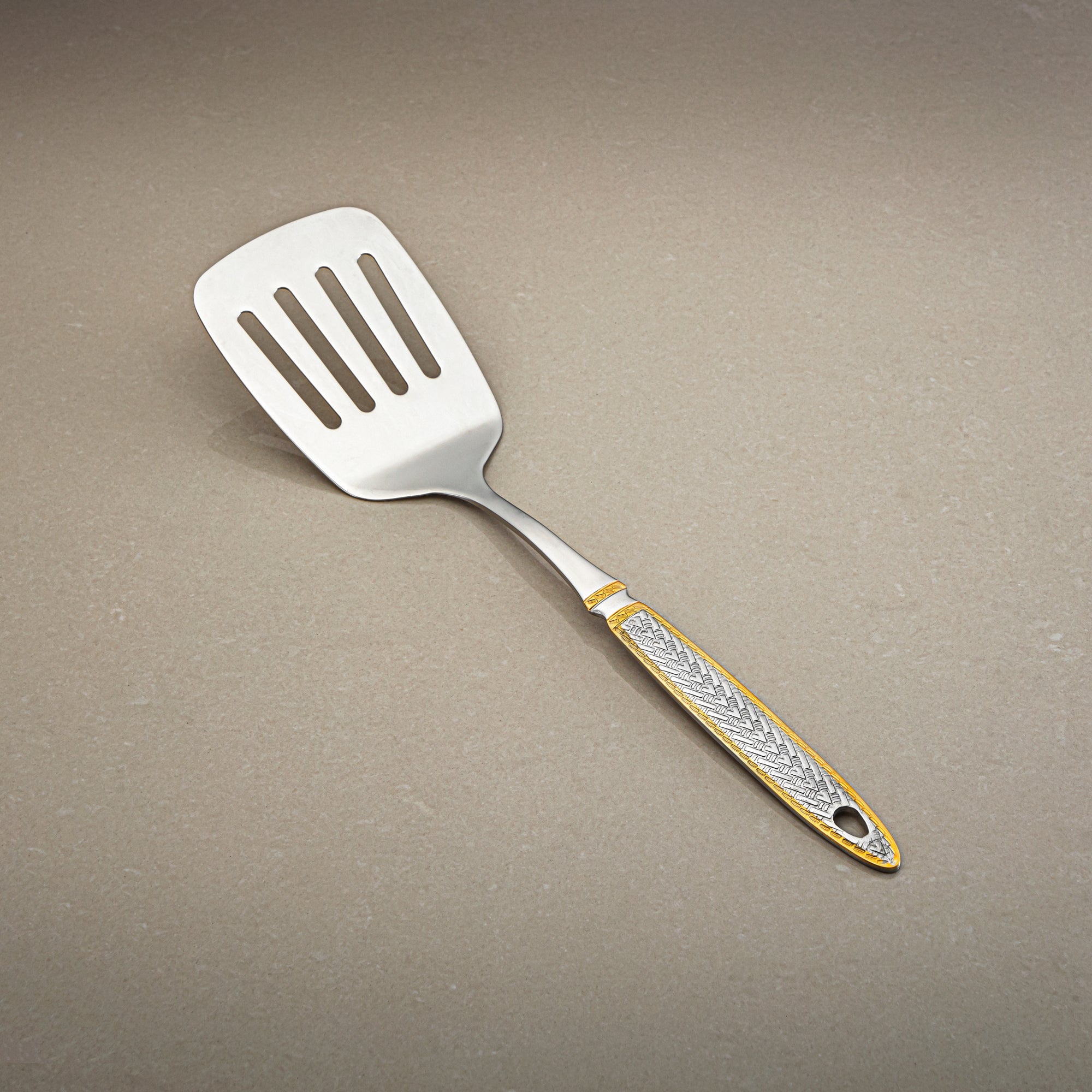 Almarjan Small Slotted Turner, Stainless Steel, Silver & Gold (CUT0010