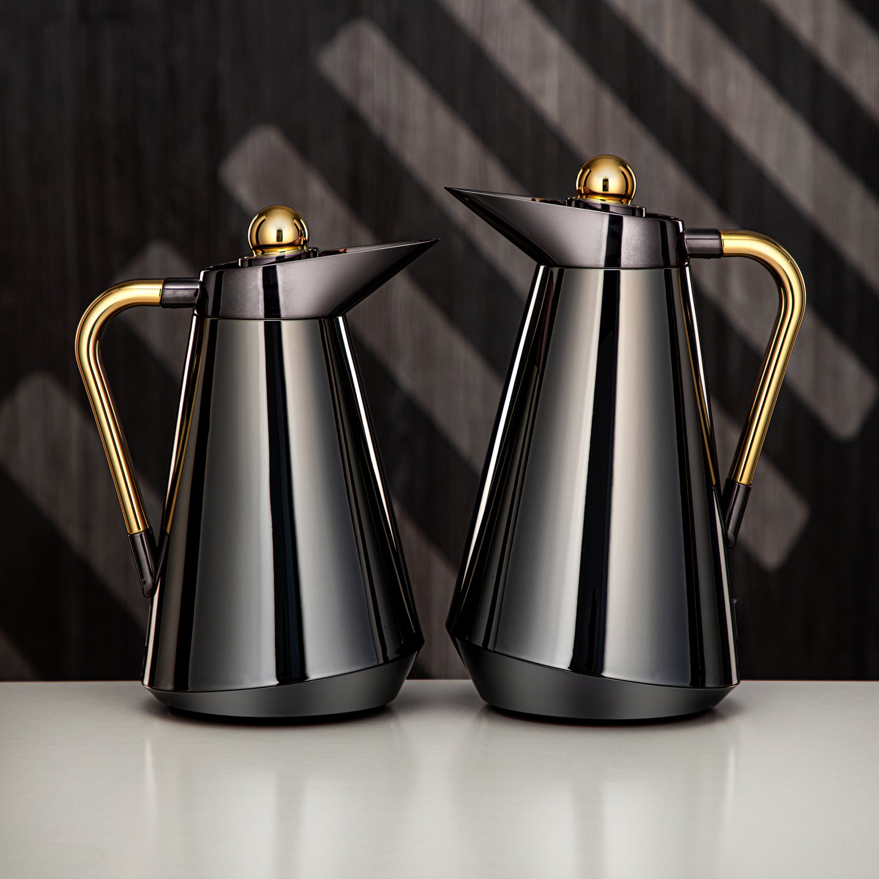 Almarjan Metal Black & Gold Vacuum Flask Set with Glass Liner – Push ...